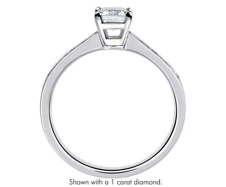 The Queen Diamond - 0,40 ct Zentraldiamant + 0,60 ct Seitensteine ...