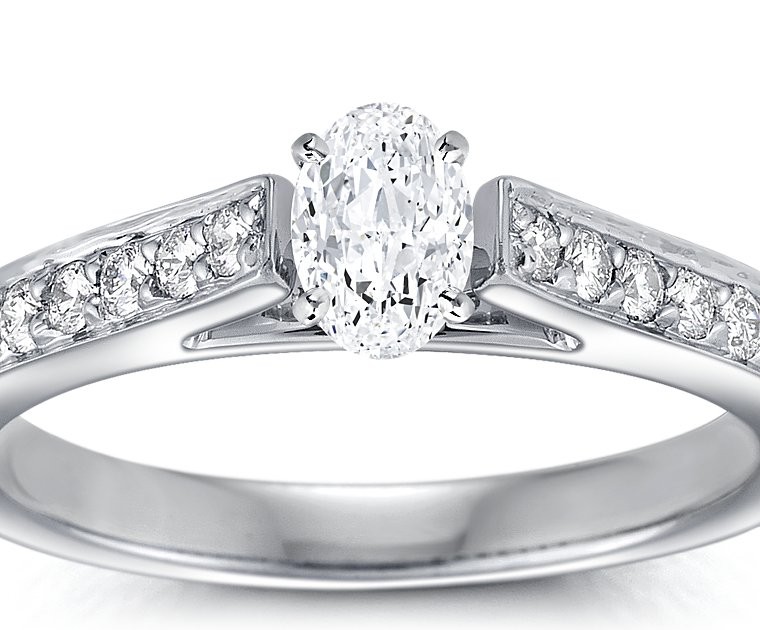 The Queen Diamond - 0,50 ct Zentraldiamant + 0,64 ct Seitensteine ...